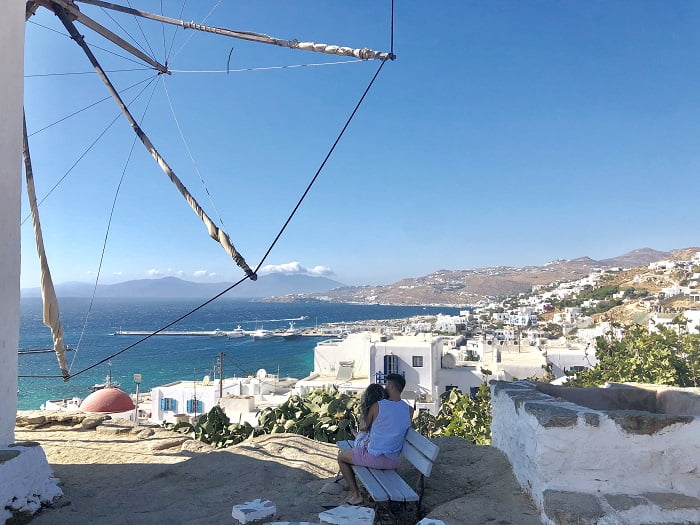 Μύκονος: Πλήρης οδηγός, για το διασημότερο νησί των Κυκλάδων.