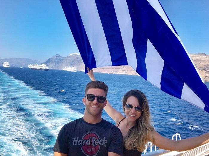 Σαντορίνη (Θήρα):Πλήρης οδηγός για το ταξίδι σας στο ηφαιστειακό νησί!